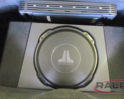 2015 Dodge Viper - Custom Audio Upgrade with Radar Detector - Ralphs ...