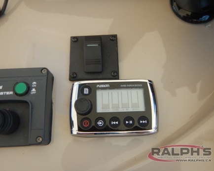 Sea Ray - Marine Install - Ralphs Radio Ltd.