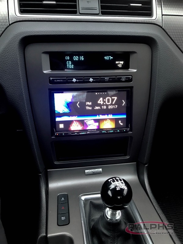 Ford Boss Mustang 302 Radio-4 - Ralphs Radio Ltd.